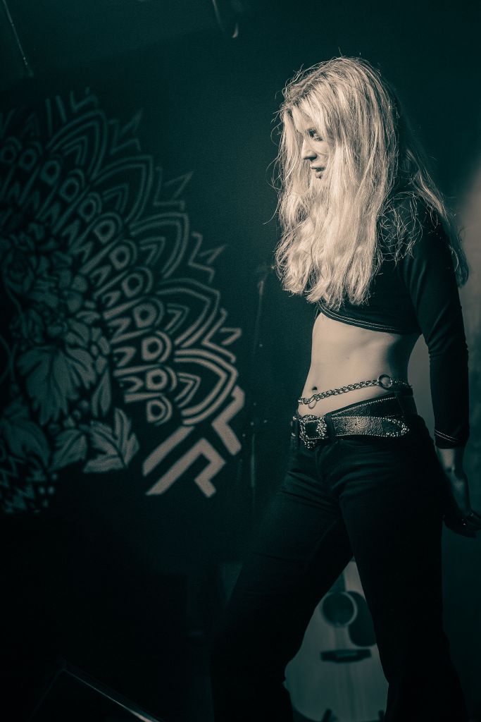 Harriet Rock live at The Finsbury.